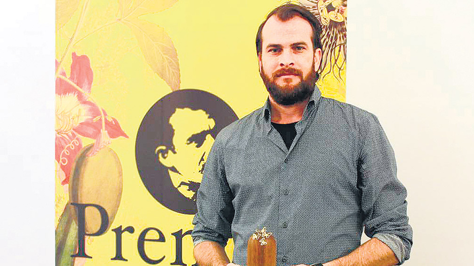 “La realidad es una cosa subjetiva” | Alejandro Morellón ganó el IV ...