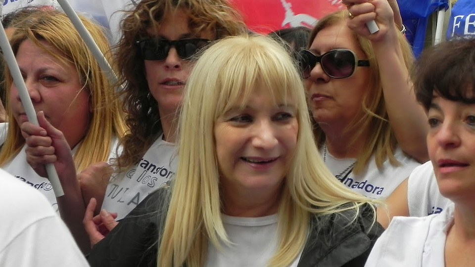 Cláusula gatillo sí y chicos en las aulas también | Edith Contreras de ...