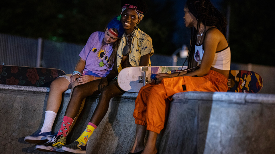 “Betty”, vidas sobre ruedas | Dirigida por Crystal Moselle, por HBO GO ...