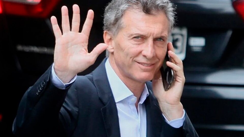 Macri, el espionaje ilegal y los 100 celulares encriptados : r ...