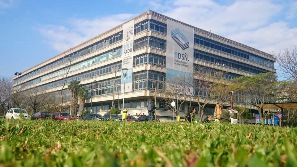 UBA: una alumna de la FADU deberá realizar un curso... | Página12