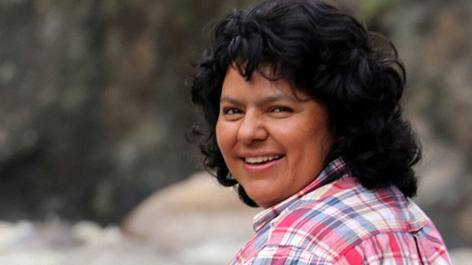 A Cinco Años Del Asesinato De Berta Cáceres Tuitazo Mundial Para