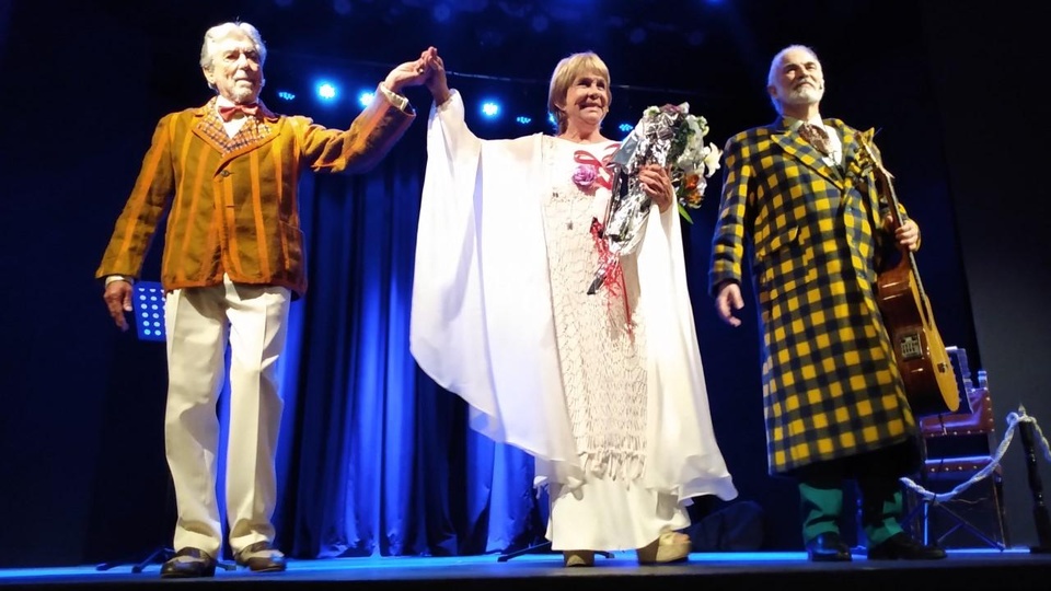 Virginia Lago encabeza "Gracias, María Elena" en el teatro Regina ...