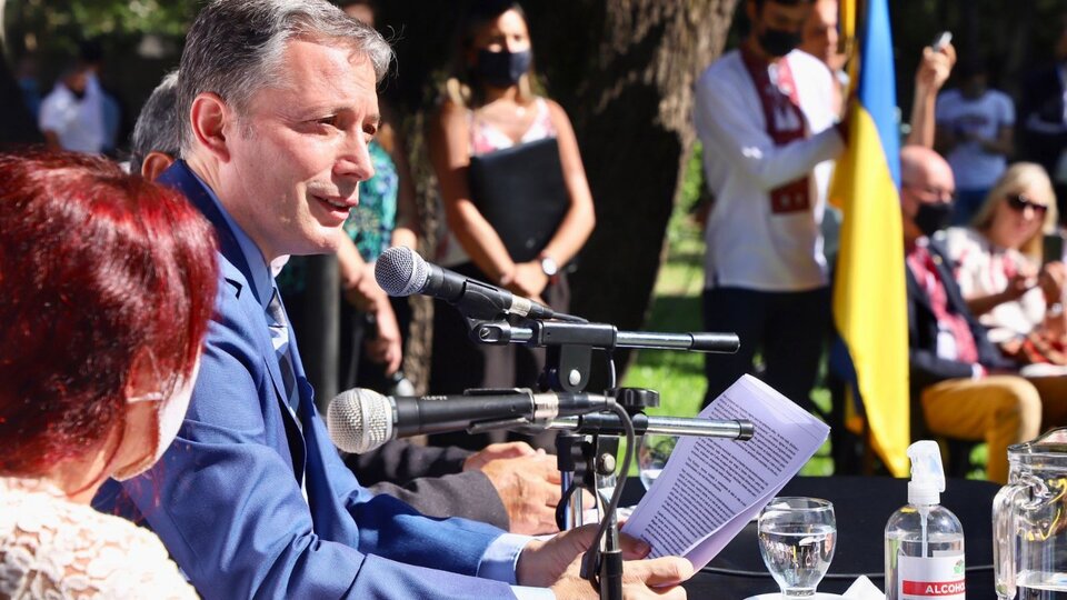 Fernando Gray abrió las sesiones ordinarias del Concejo Deliberante de ... Fernando Gray abrió las sesiones ordinarias del Concejo Deliberante de ...
