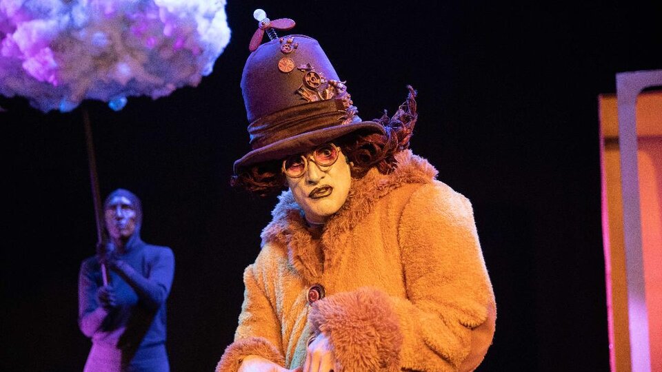 “Jíjop”, el cuerpo como máquina poética | Los sábados en El Galpón de ...