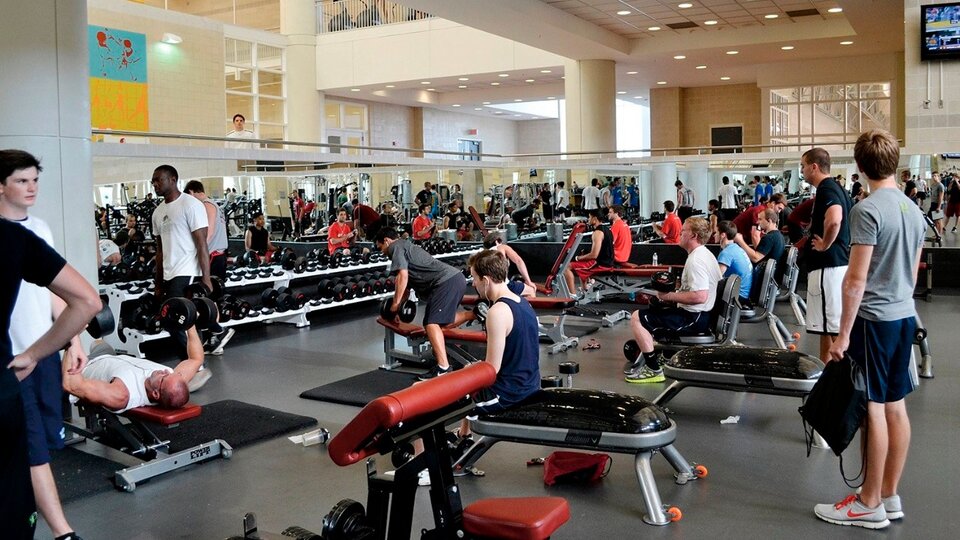 SportClub crece más y abrió otra sede en Córdoba | La cadena de ...