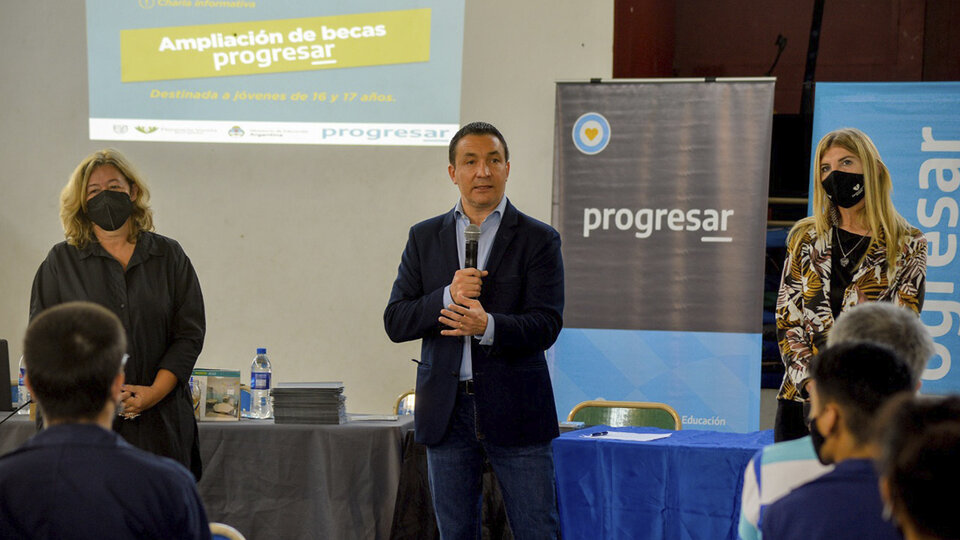 Florencio Varela: más de 20 mil nuevos becados y becadas | En el marco ...