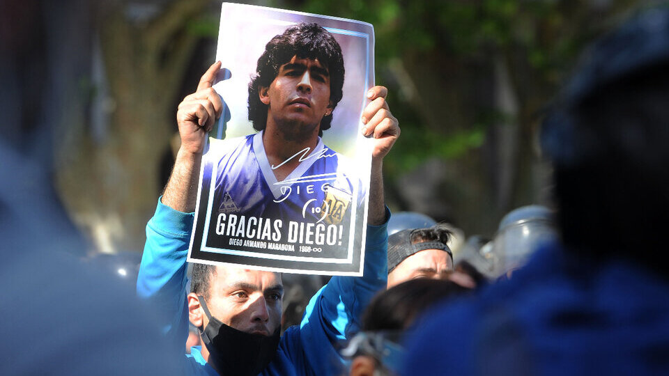 A dos años de la muerte de Diego Maradona: todos los homenajes al astro ...