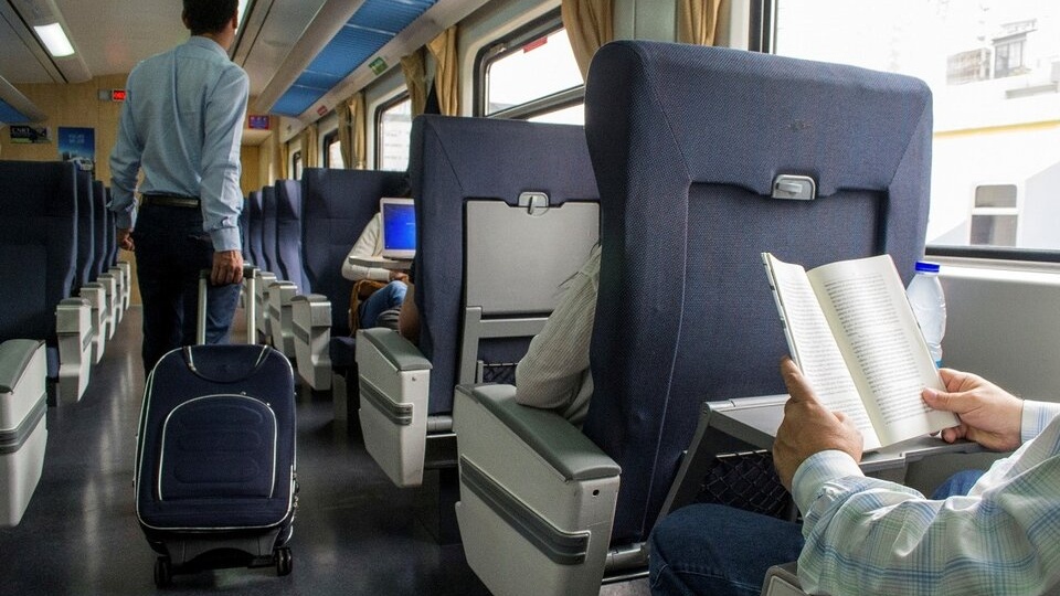 Ya están a la venta los pasajes de trenes de larga distancia para mayo: cómo comprarlos | Con 10 ...