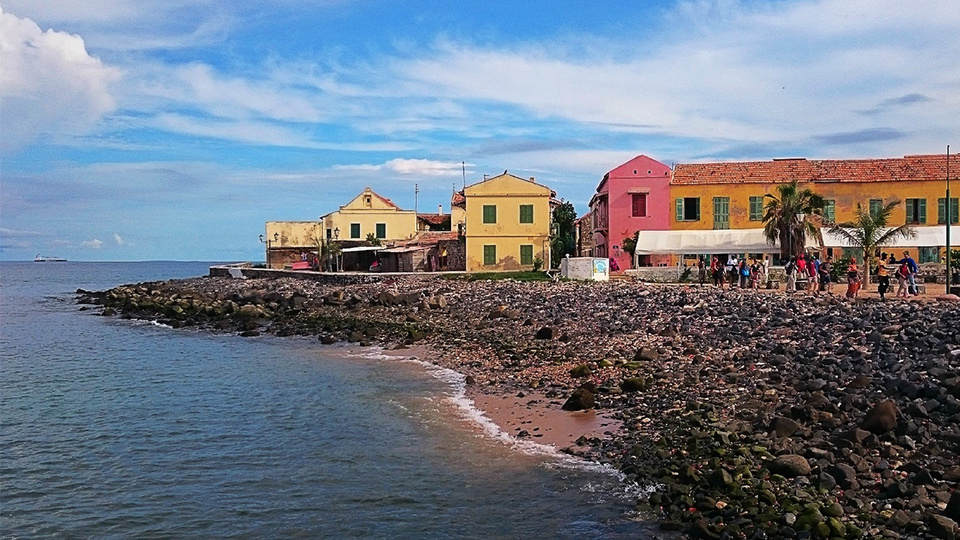 Isla de Gorée ubicada en Senegal, declarada Patrimonio de la Humanidad ...