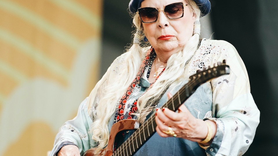 El regreso de Joni Mitchell a los 79 años, con un álbum que da cuenta ...