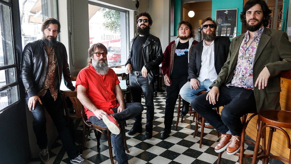 Los Tabaleros, el folklore con alma de punk | Se presentarán este sábado en el Complejo Art ...