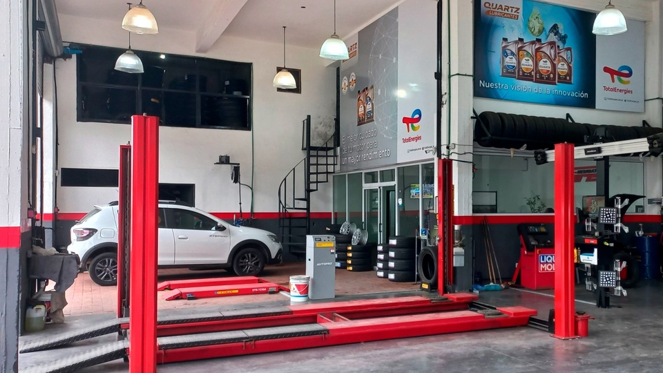 Quartz Auto Services abrió en Lomas del Mirador | TotalEnergies y su ...
