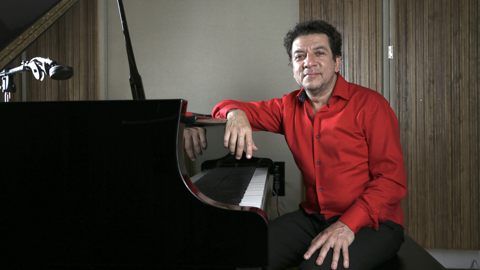 Víctor Simón: "Esto es como retroceder cien años" | Publicó disco ...