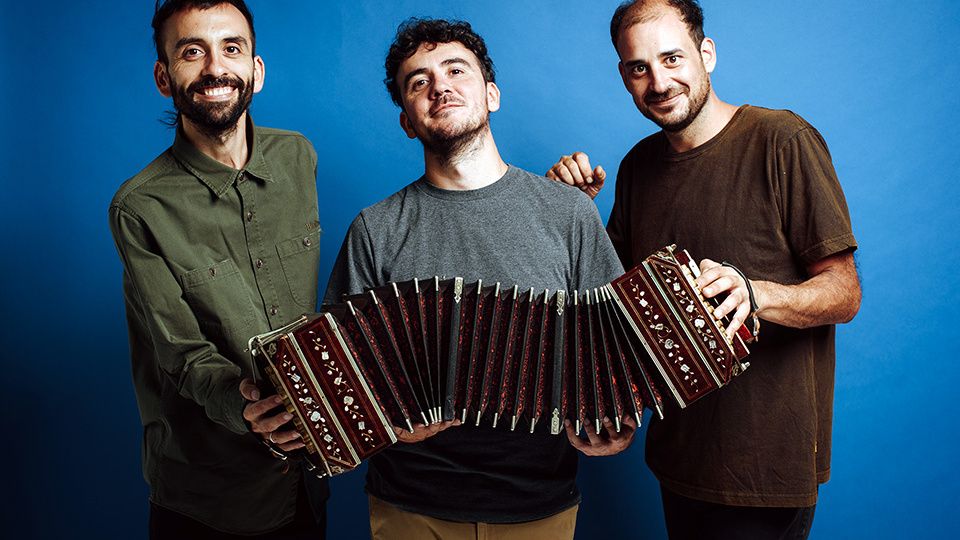 Una fusión original de ritmos | Trío Toch actúa esta noche en la ...