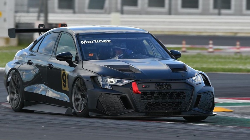 El piloto Luciano Martínez está listo para el debut en el TCR Italy | A ...