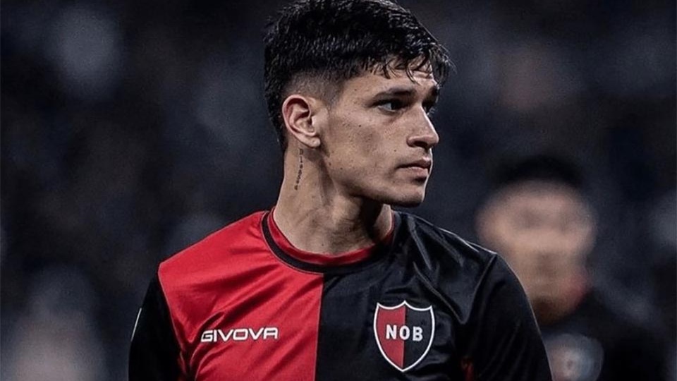 Empezaron a llegar ofertas por el chico Aguirre | Newell's necesita ...