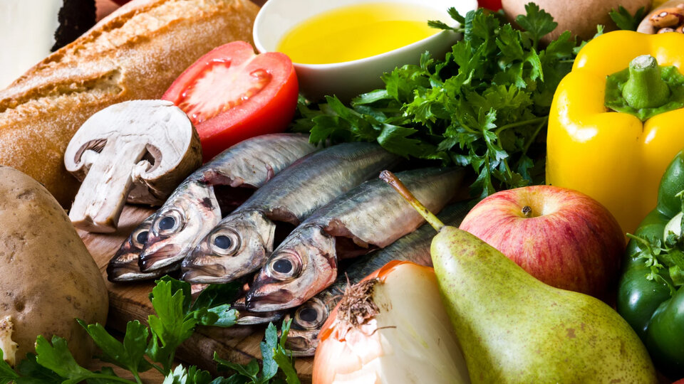 La OMS define la "dieta sana": hasta un 15 % de proteínas y no más de ...