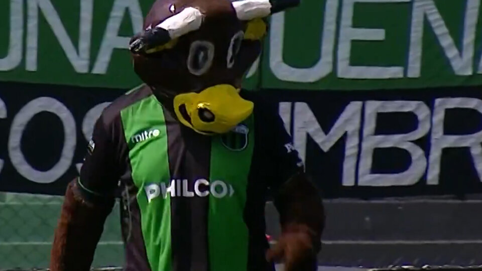 Ascenso insólito: el "Torito" de Nueva Chicago se fue expulsado por ...