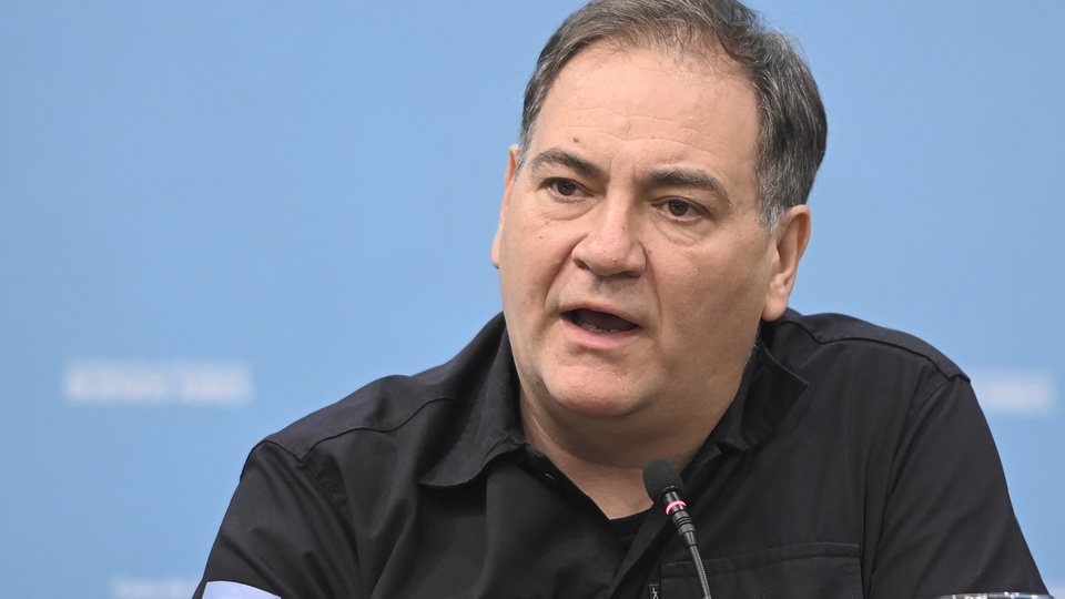 Javier Alonso: "Que se dejen de decir pavadas" | El ministro de ...