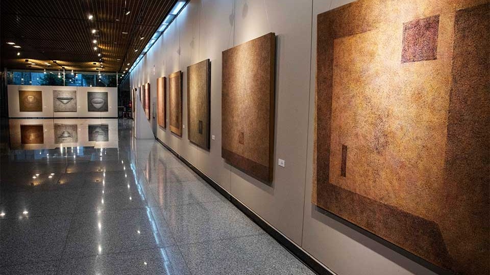 Un legado hecho de luz y misterio | Plástica. Neoconstructivo, de Omar ...