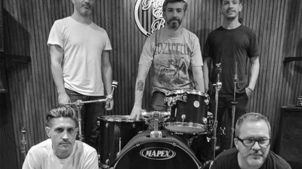 Holograma de grandes éxitos | Música | Página|12