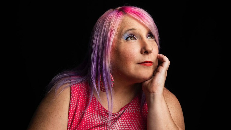 División Palermo: humor, ironía y erotismo en clave disca | Chica neurodiversa | Página|12