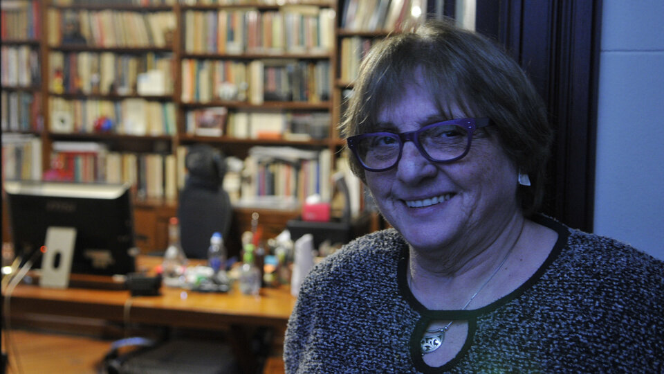 "El burgués maldito" | María Seoane presenta su libro sobre José Ber ...