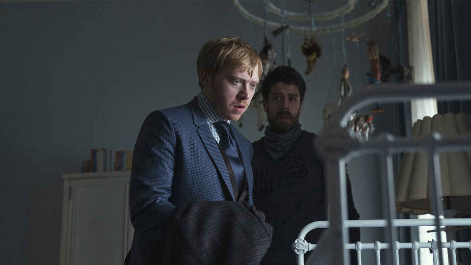 "Servant", una serie de duelos, encierros e intrusas | Dirigida por M ...