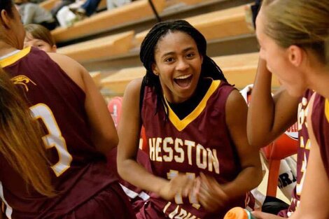Muere una empleada de 26 años de un aeropuerto al enredarse su pelo en ...