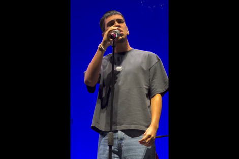 Milo J interpretó "Luciérnagas" en el show Silvio Rodríguez | En el ...