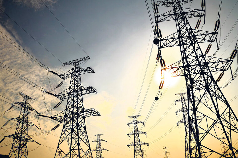 Con los tarifazos no alcanza | Más subsidios para las eléctricas ...