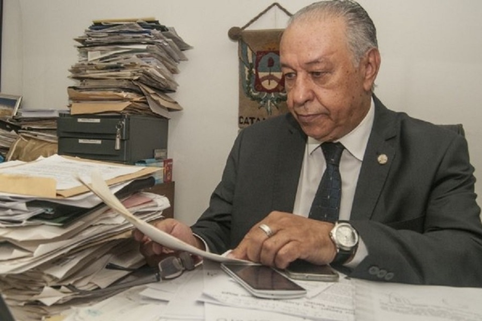 Aclaratoria y más críticas sobre la restricción a la prensa de ...