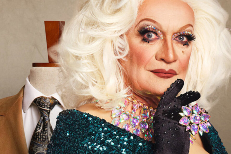 Reina: la historia de una drag que brilla en los escenarios parisinos ...