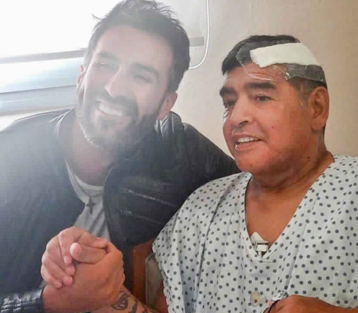 El Médico De Maradona Fue Imputado Por Homicidio Culposo Y Allanaron Su Casa Con La Gente