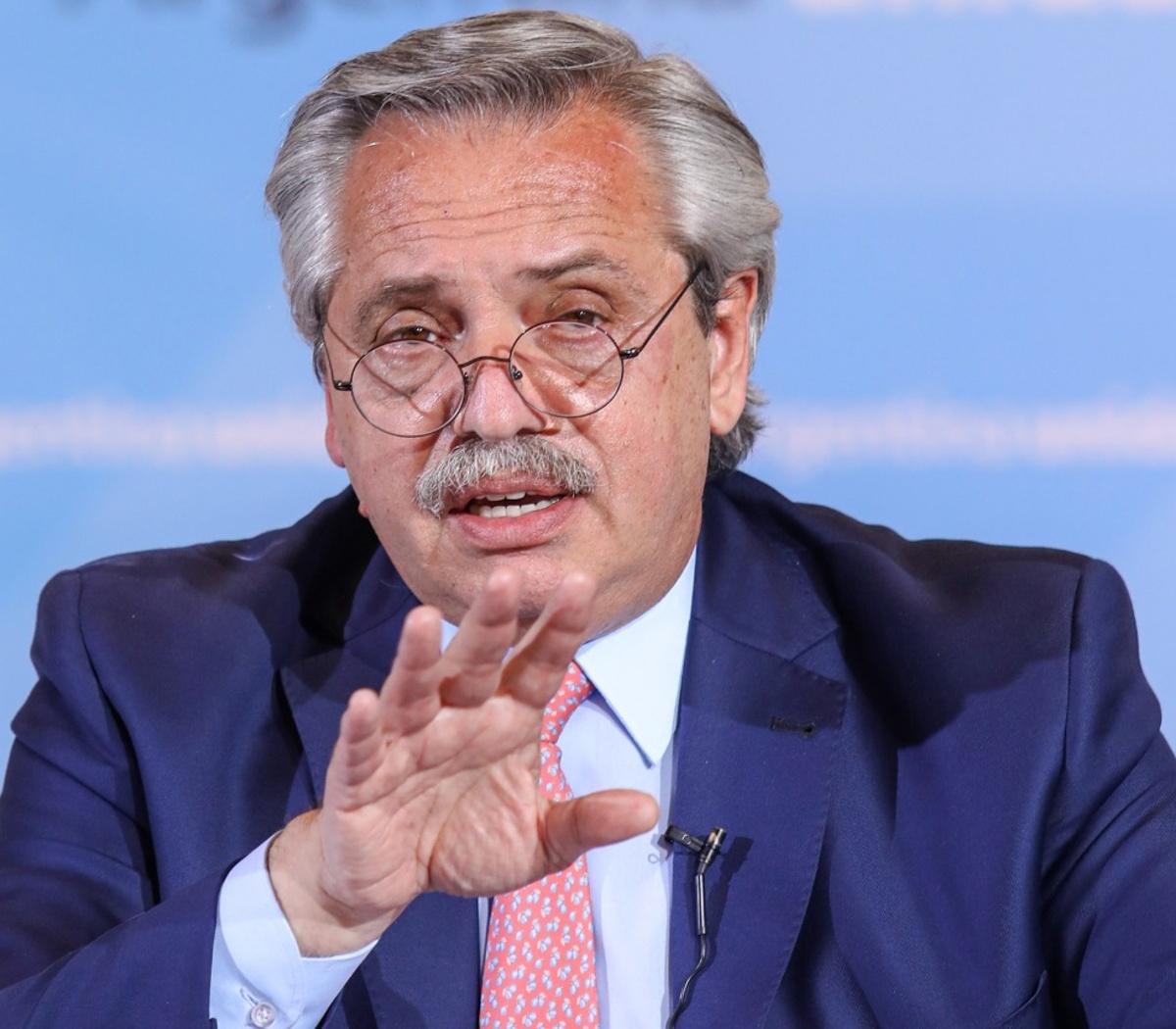 Ursula Alberto's Instagram, Twitter & Facebook on IDCrawl